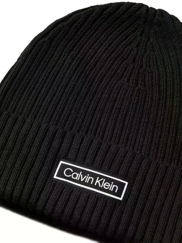 Calvin Klein Logo-patch Ribbed Beanie