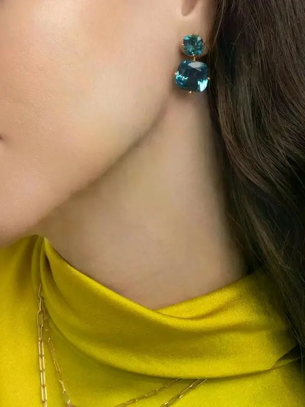 Goshwara 18k Yellow Gossip Blue Topaz Drop Earrings - Gold