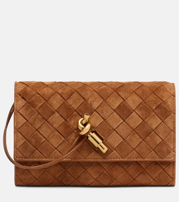 Bottega Veneta Andiamo Intrecciato Mini Pouch - Brown