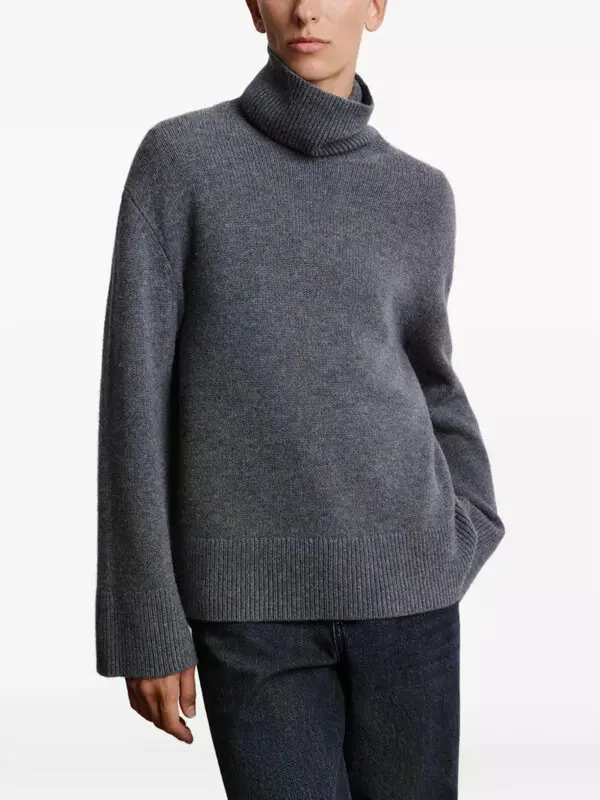 12 STOREEZ Turtleneck Sweater