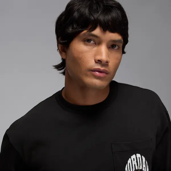 JORDAN Brooklyn Long-sleeve Pocket Crew Neck - Black