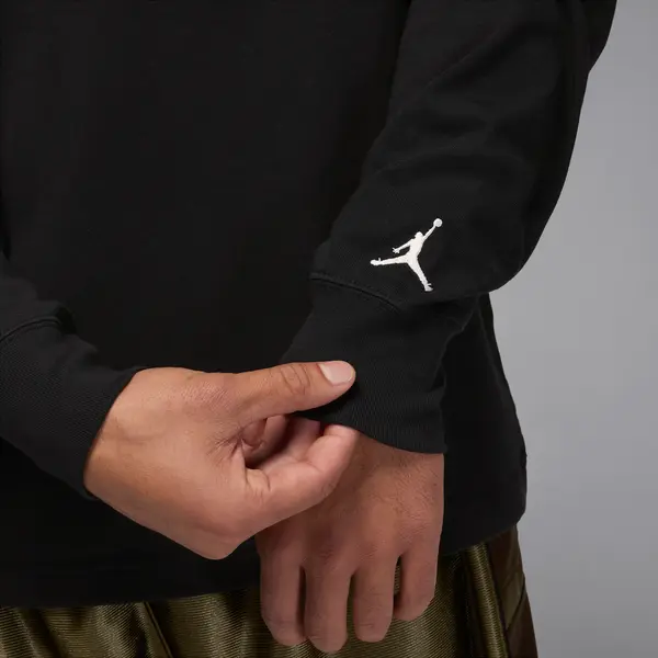 JORDAN Brooklyn Long-sleeve Pocket Crew Neck - Black