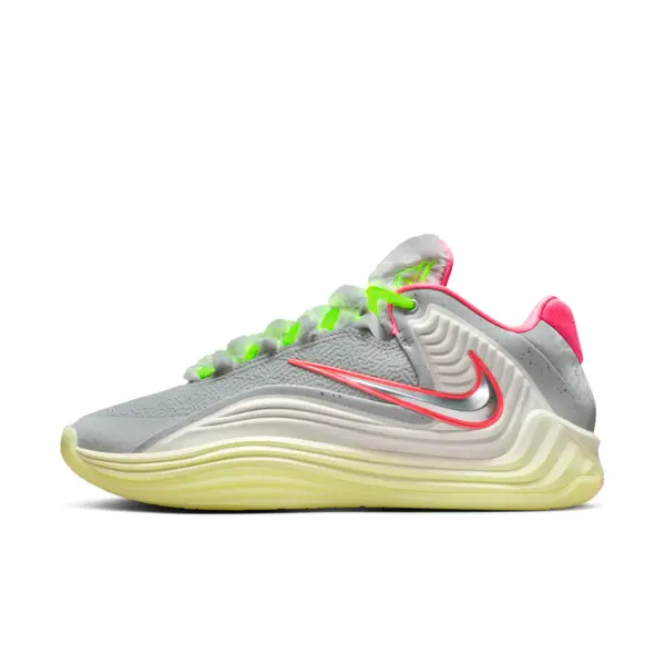 Nike Giannis Freak Basketball Shoes - Grey