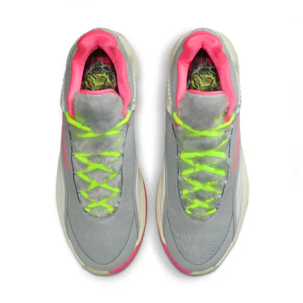 Nike Giannis Freak Basketball Shoes - Grey