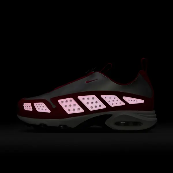 Nike Air Max Sndr Sneakers - Grey