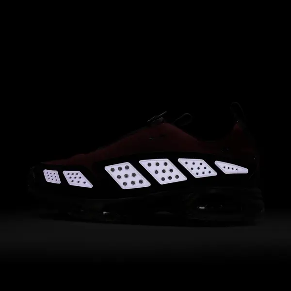 Nike Air Max Sndr Gore-tex Sneakers - Red