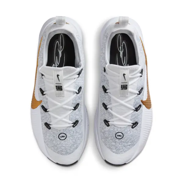 Nike Lebron Tr 1 Workout Shoes - Grey