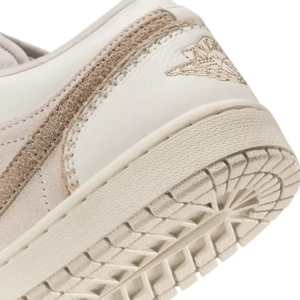 JORDAN 1 Low Se Sneakers - Brown