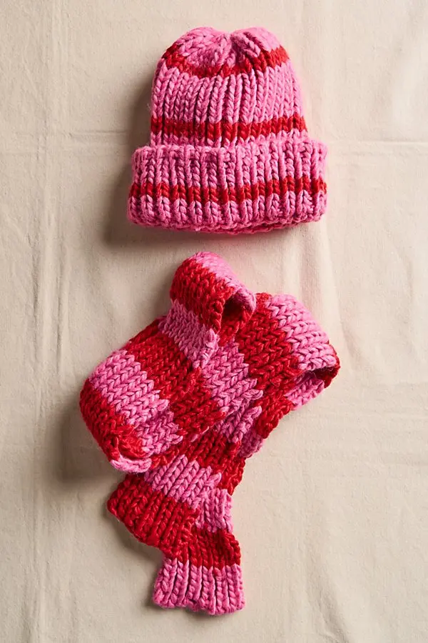 NWT FREE PEOPLE TACITA BEANIE & SCARF SET Tacita Beanie & Scarf Set | Free People main image 3
