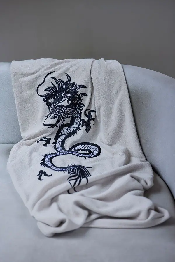 Natori Kham Embroidered Dragon Throw Blanket - Red