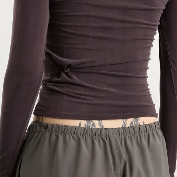 PEACHY DEN Kylie Long Sleeve Top