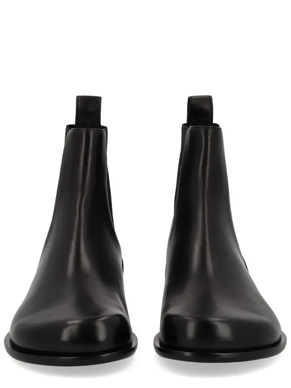 Fendi Chelsea Squared Ff Ankle Boot - Black