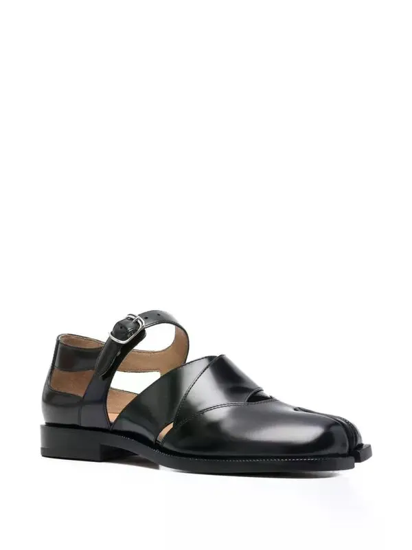 MAISON MARGIELA Tabi-toe Buckle Pumps