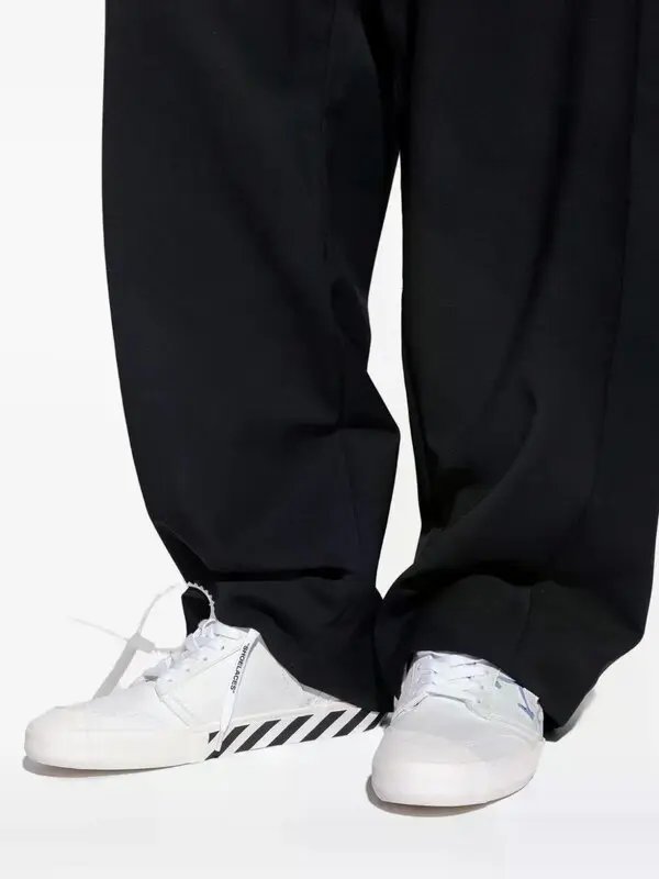 Off-White Arrow Stripe Sneakers
