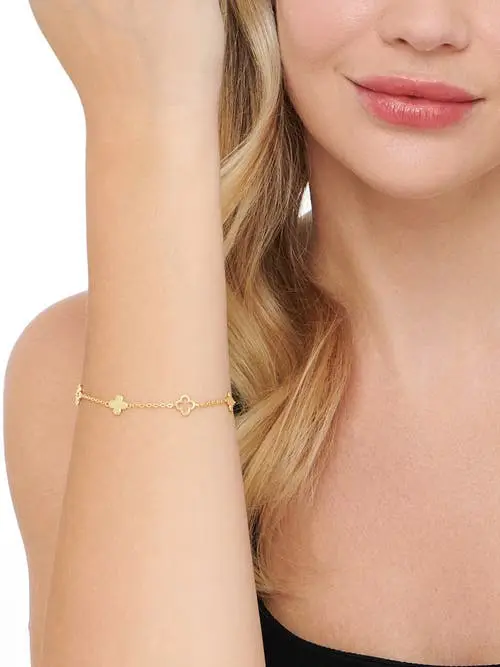 DEVATA Clover Five-charm Chain Bracelet