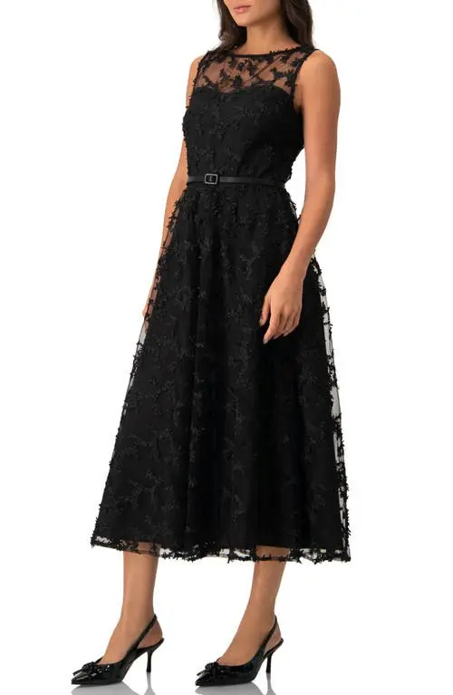 IVONNE Sleeveless Textured Maxi Dress