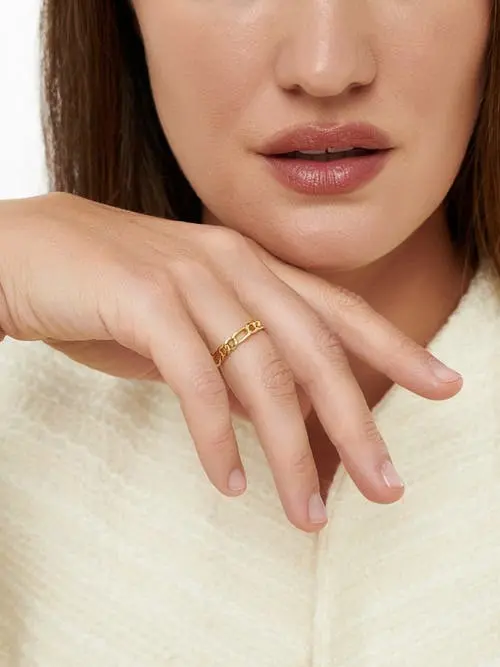 DEVATA Figaro Link Ring In Gold Plated Sterling Silver