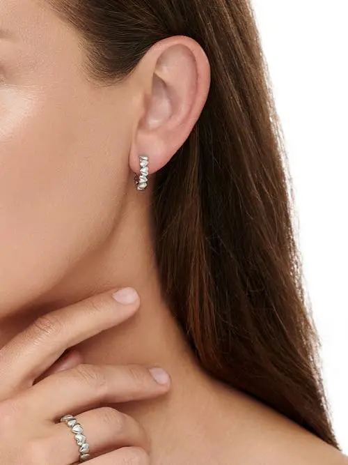 DEVATA Sweet Heart Hoop Earrings