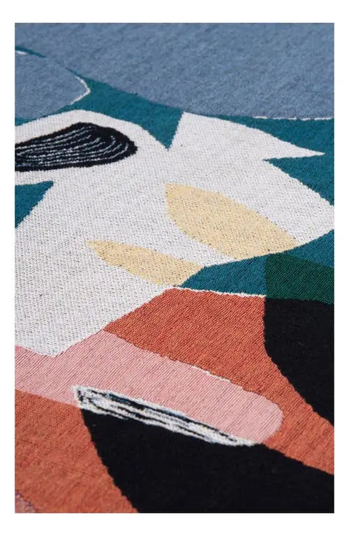 SLOWDOWN STUDIO Woven Throw Blanket