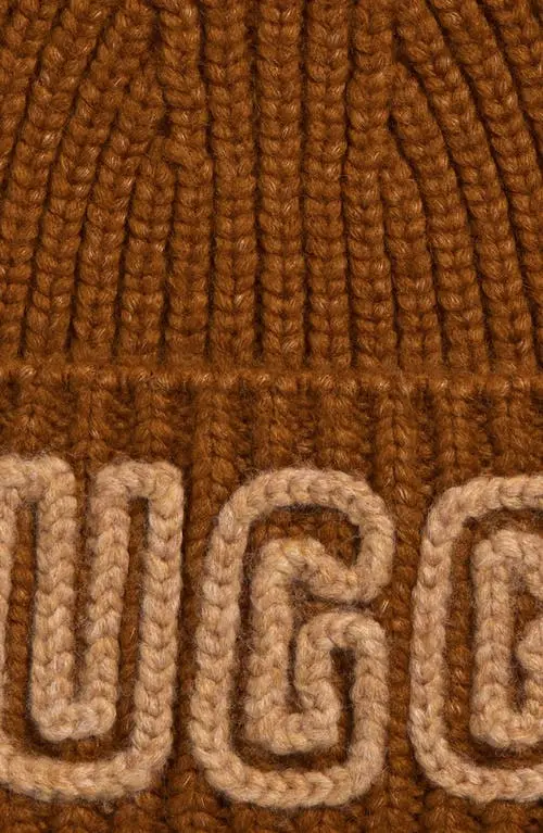 UGG Chunky Crafted Rib Beanie - Deco