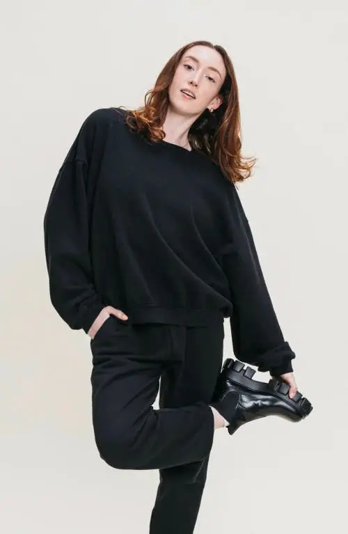 OCIO Organic Cotton Teddy Oversized Crewneck - Black