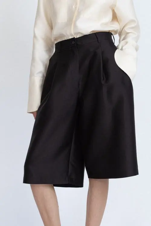 ALAS Oversized Silk-wool Bermuda Shorts - Black
