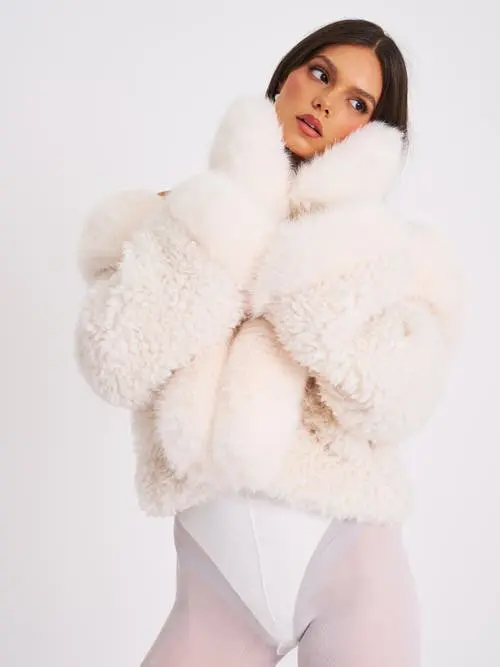 MISS CIRCLE NEW YORK Katia Faux Fur Mittens