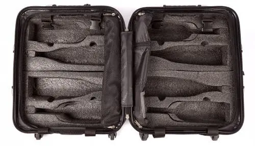 VINGARDEVALISE Petite 8-bottle Wine Suitcase - Black