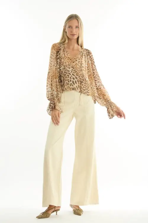 SECRET PON-PON Cambria Leopard Print Blouse