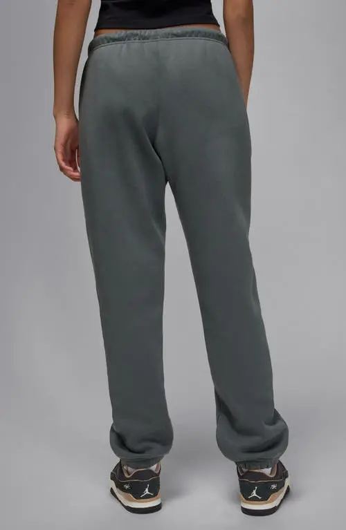 JORDAN Realtree® Camo Brooklyn Fleece Graphic Joggers - Iron Grey/black