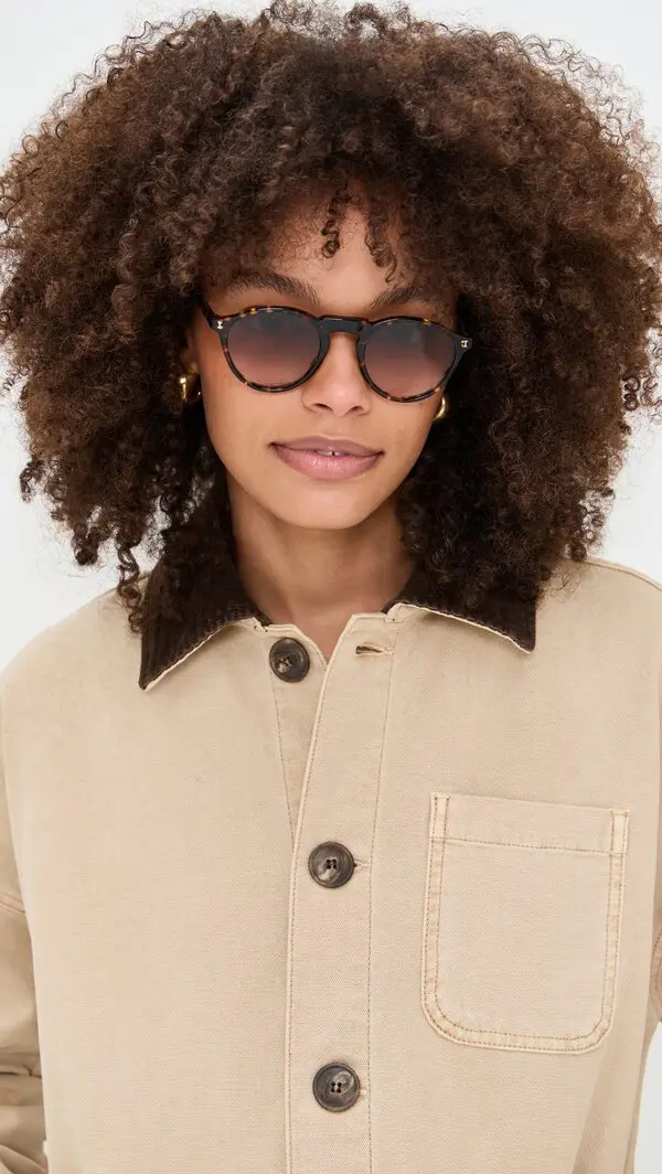 Illesteva Capri Star Sunglasses