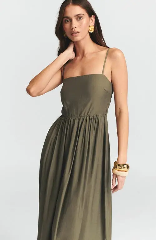 ST MRLO Lanah Maxi Dress