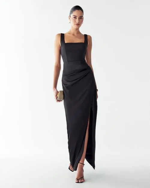 WILLA Detroit Maxi Dress - Black