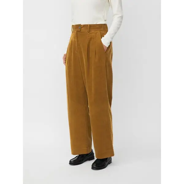 MASAI COPENHAGEN Maperli Cropped Velvet Trousers