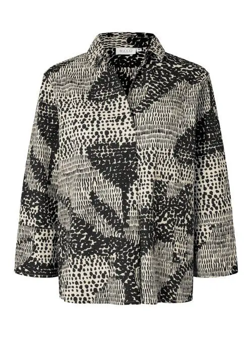MASAI COPENHAGEN 3/4 Sleeve V-neck Shirt