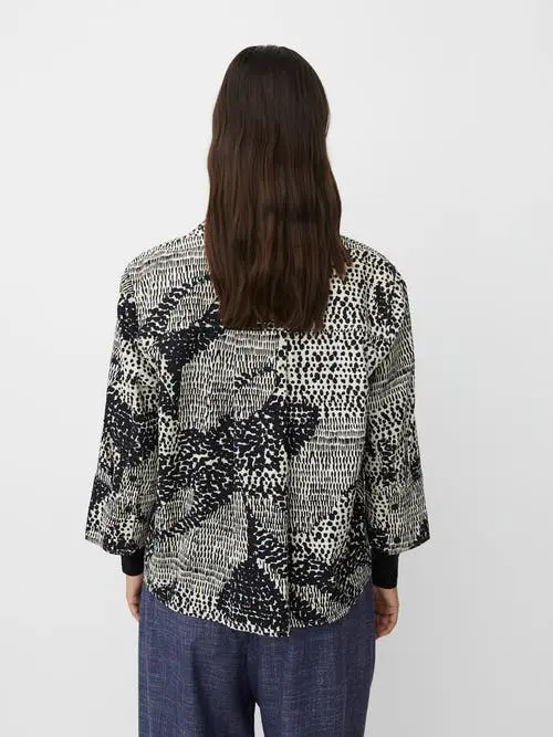 MASAI COPENHAGEN 3/4 Sleeve V-neck Shirt