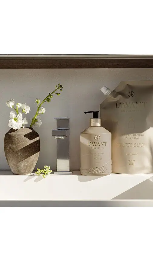 L'AVANT COLLECTIVE Hand Soap