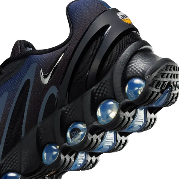 Nike Air Max Dn8 Sneakers - Black