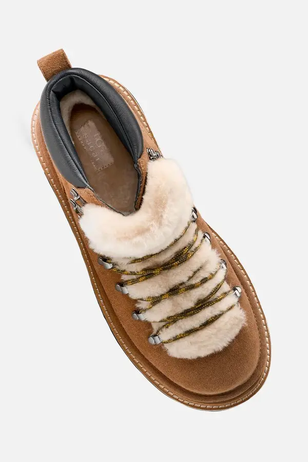 UGG Sacai Hiker Boot - Marrone