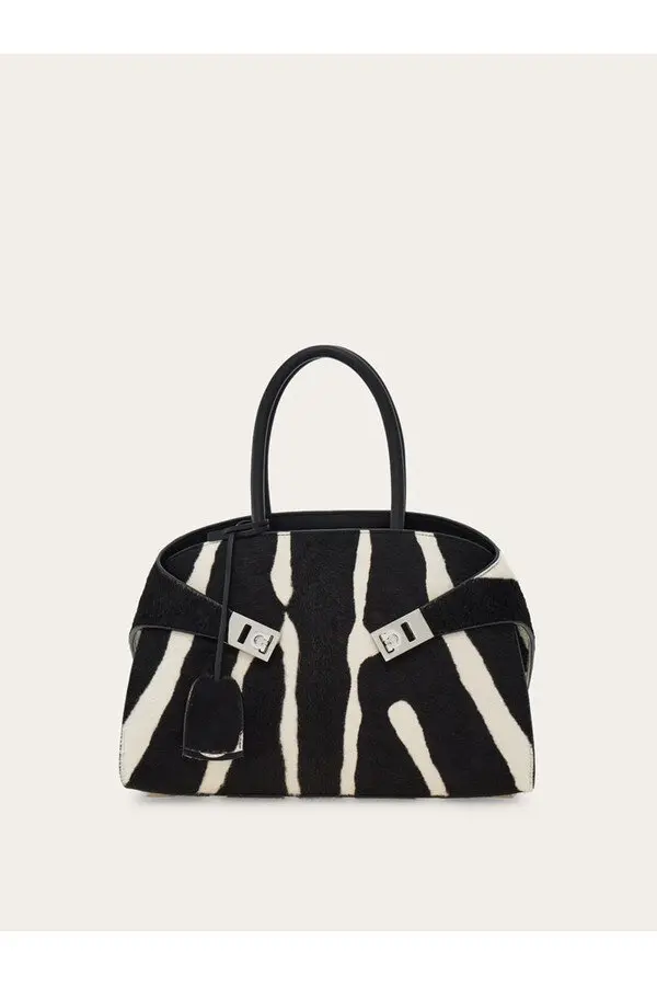 FERRAGAMO Hug Handbag - Black