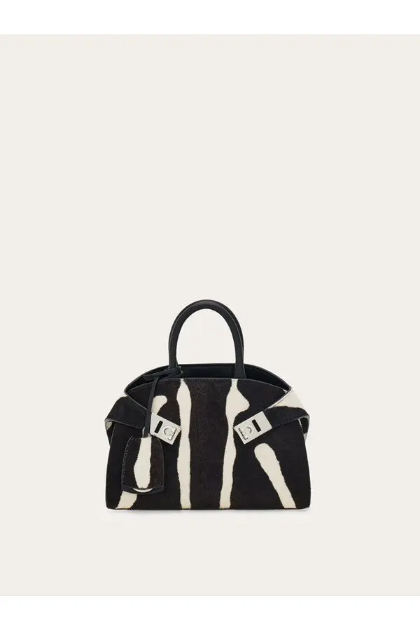 FERRAGAMO Hug Handbag - Black