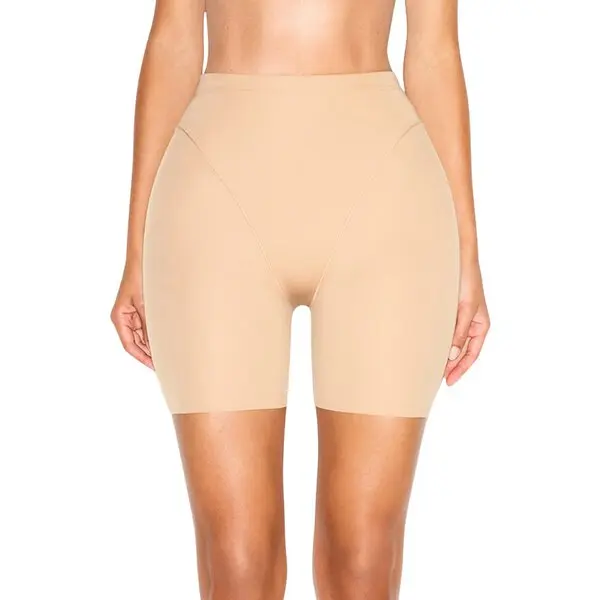 SKIMS Ultimate Body Butt & Hip Enhancing Shorts - Clay