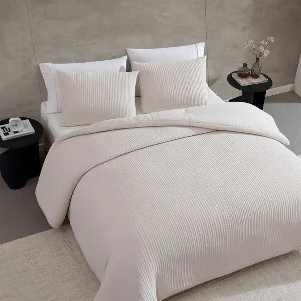 Vera Wang Solid Chenille 3 Piece Comforter Set, Queen