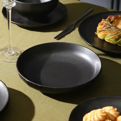 STONE + LAIN Rio Stoneware 4-piece Pasta Bowl Set - Black