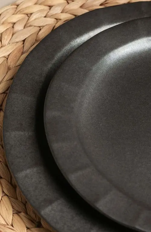 STONE + LAIN Oasis Stoneware 4-piece Salad Plate Set - Black