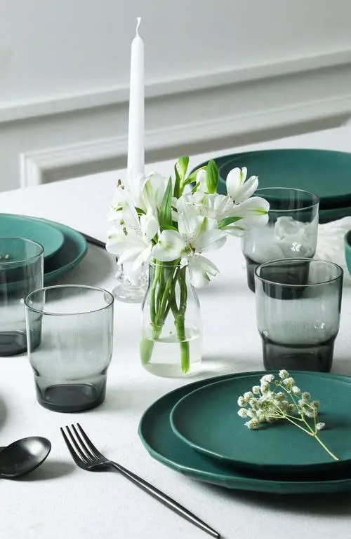 STONE + LAIN Rio Stoneware 16-piece Dinnerware Set With Glasses - Green