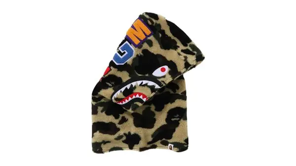 A BATHING APE 1st Camo Shark Boa Snood - Yellow