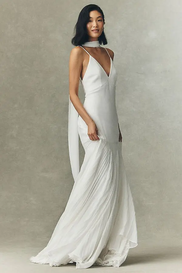 BESA Edin V-neck Chiffon A-line Gown