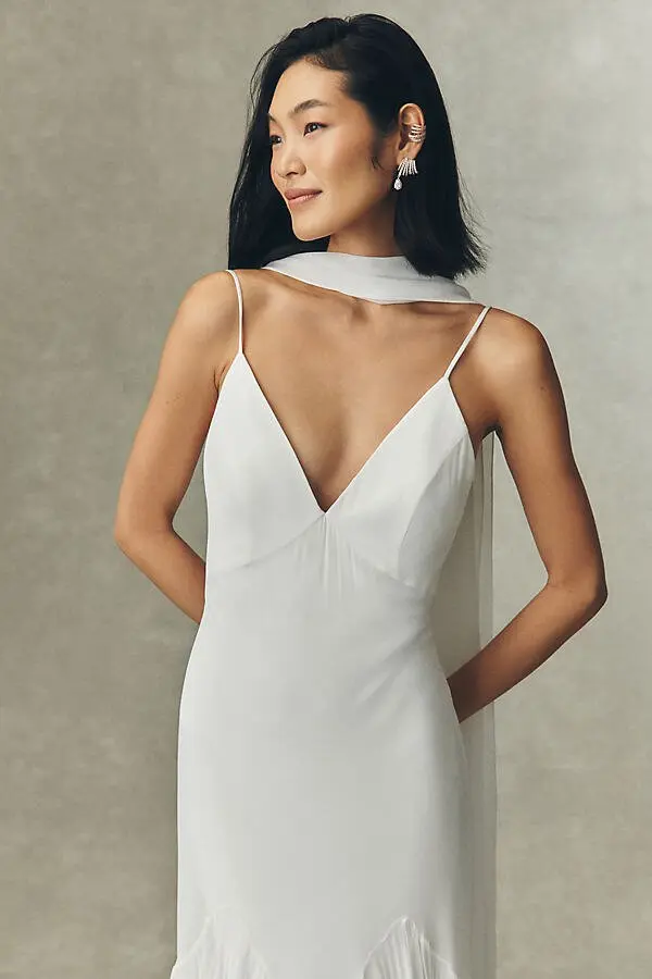 BESA Edin V-neck Chiffon A-line Gown
