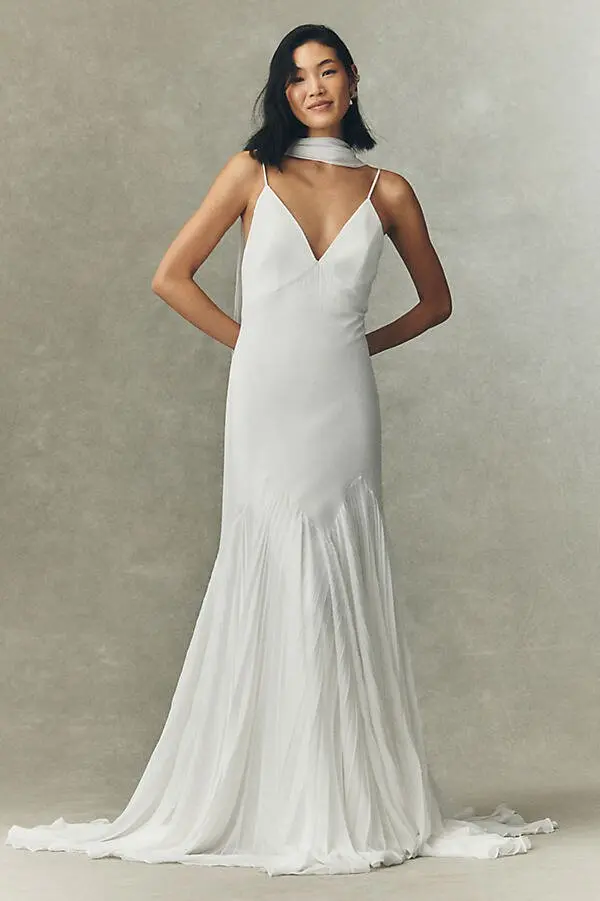 BESA Edin V-neck Chiffon A-line Gown